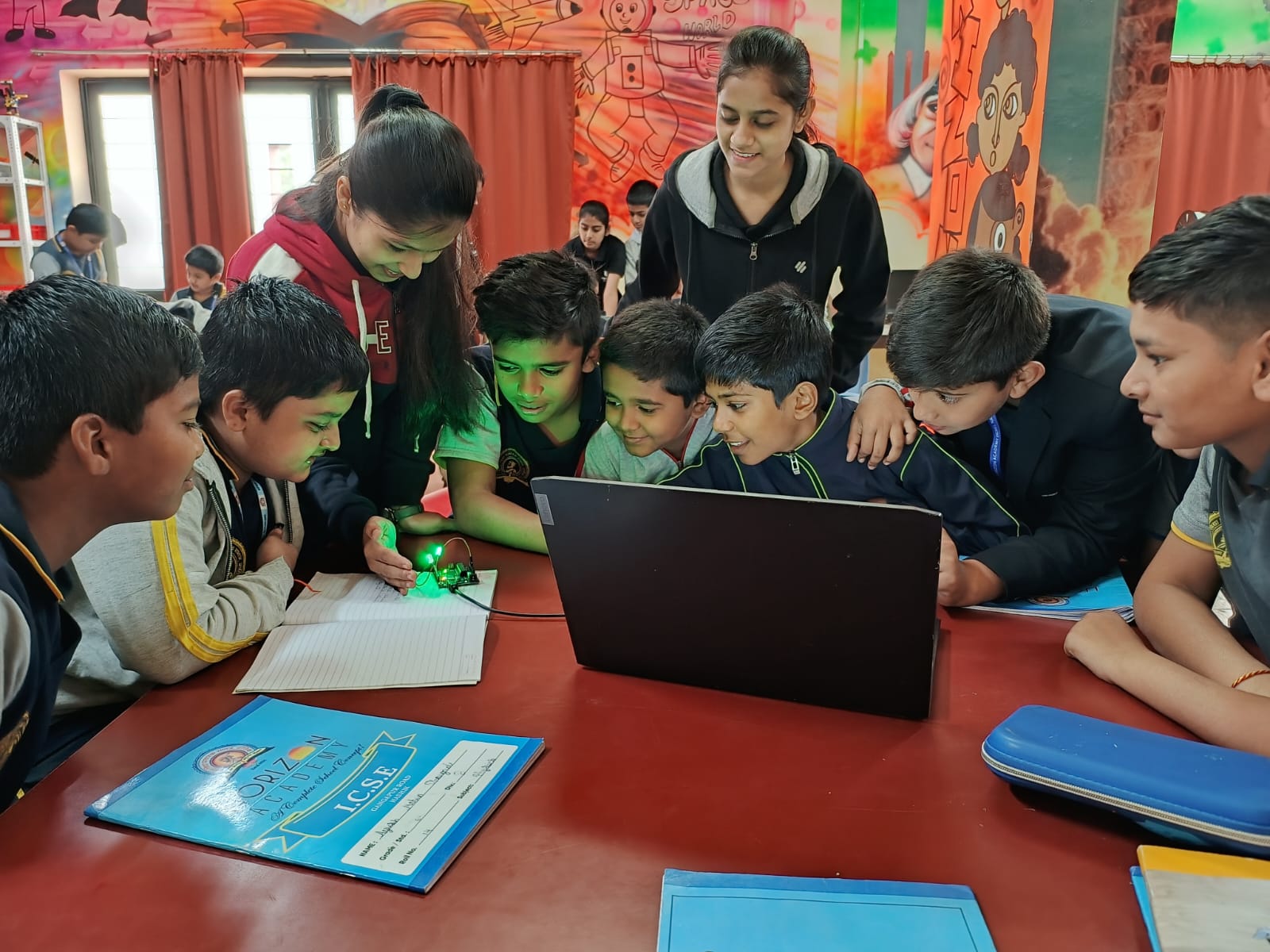 Raybot Automation | Robotics Lab and Innovative Solutions