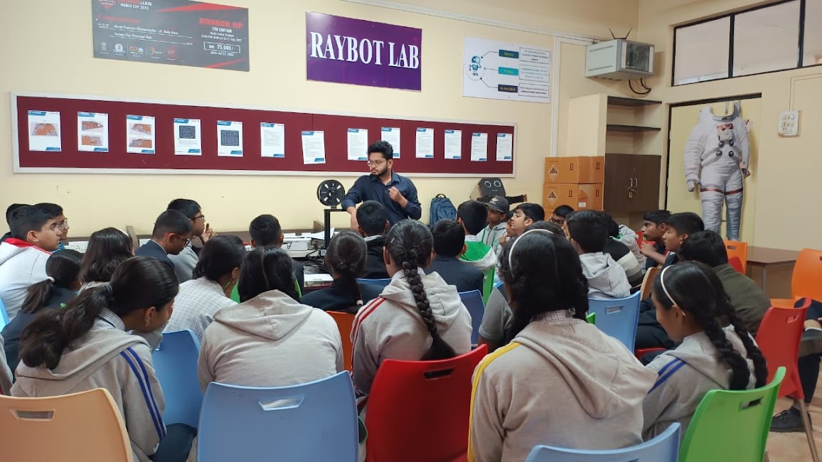 Raybot Automation | Robotics Lab and Innovative Solutions